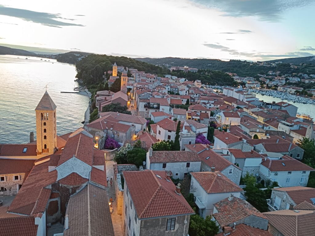 Qué ver en Rab en 3 días - La isla de Croacia de las playas de arena